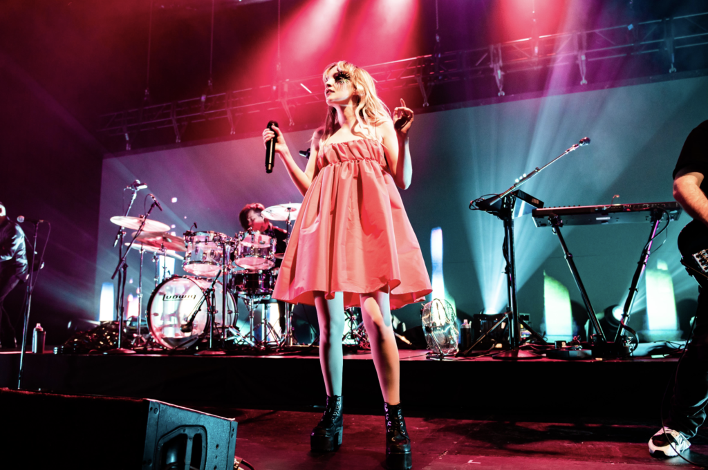 CHVRCHES, Live in Concert — POPTIZED